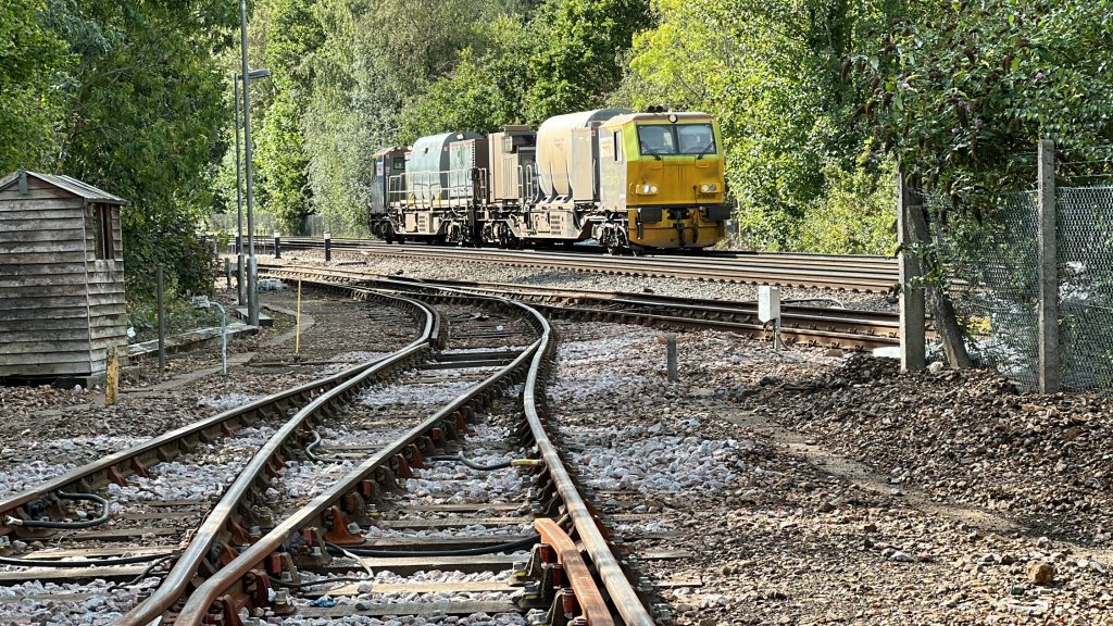 Network Rail gearing up to ready the railway for autumn | Southeast ...